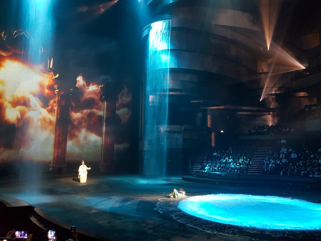 La Perle by Dragone Show in Dubai: A Must-See Acrobatic Spectacle