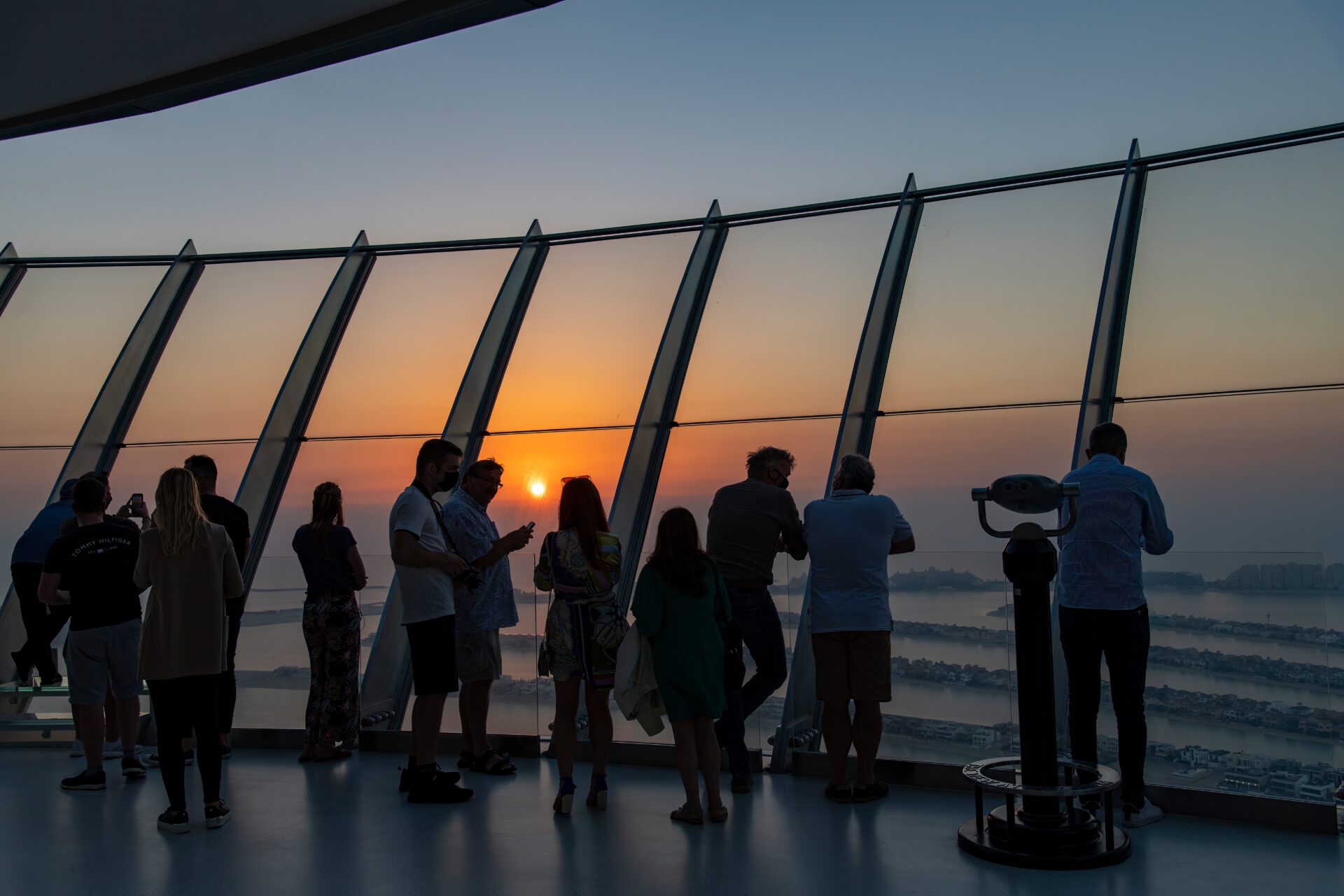 The View at the Palm Dubai Observatory: Window to Paradise ...
