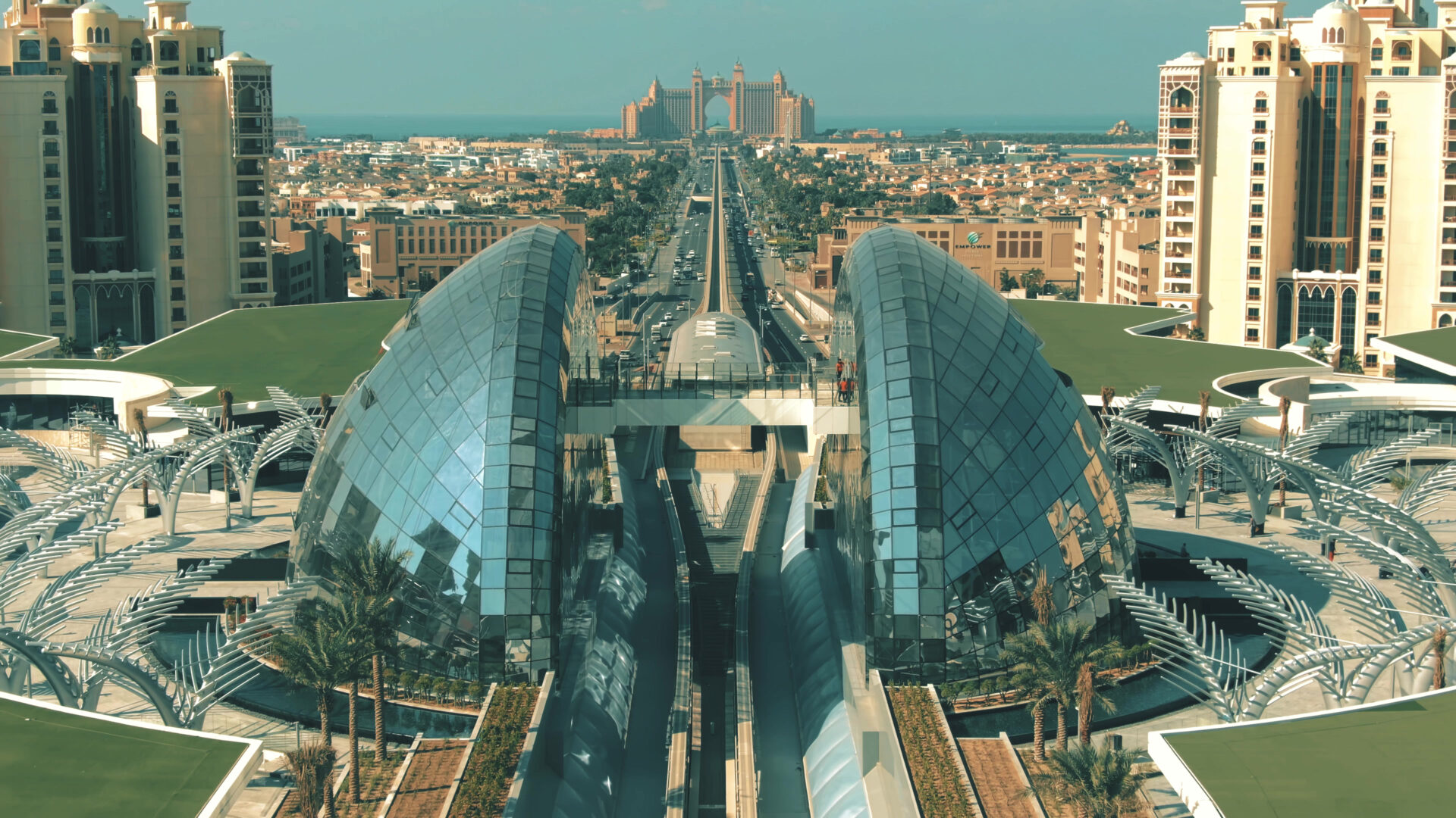The View at the Palm Dubai Observatory: Window to Paradise ...